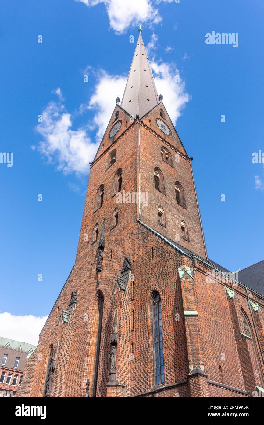 Spire hauptkirche st petri st peters church hamburg city citi hi-res ...