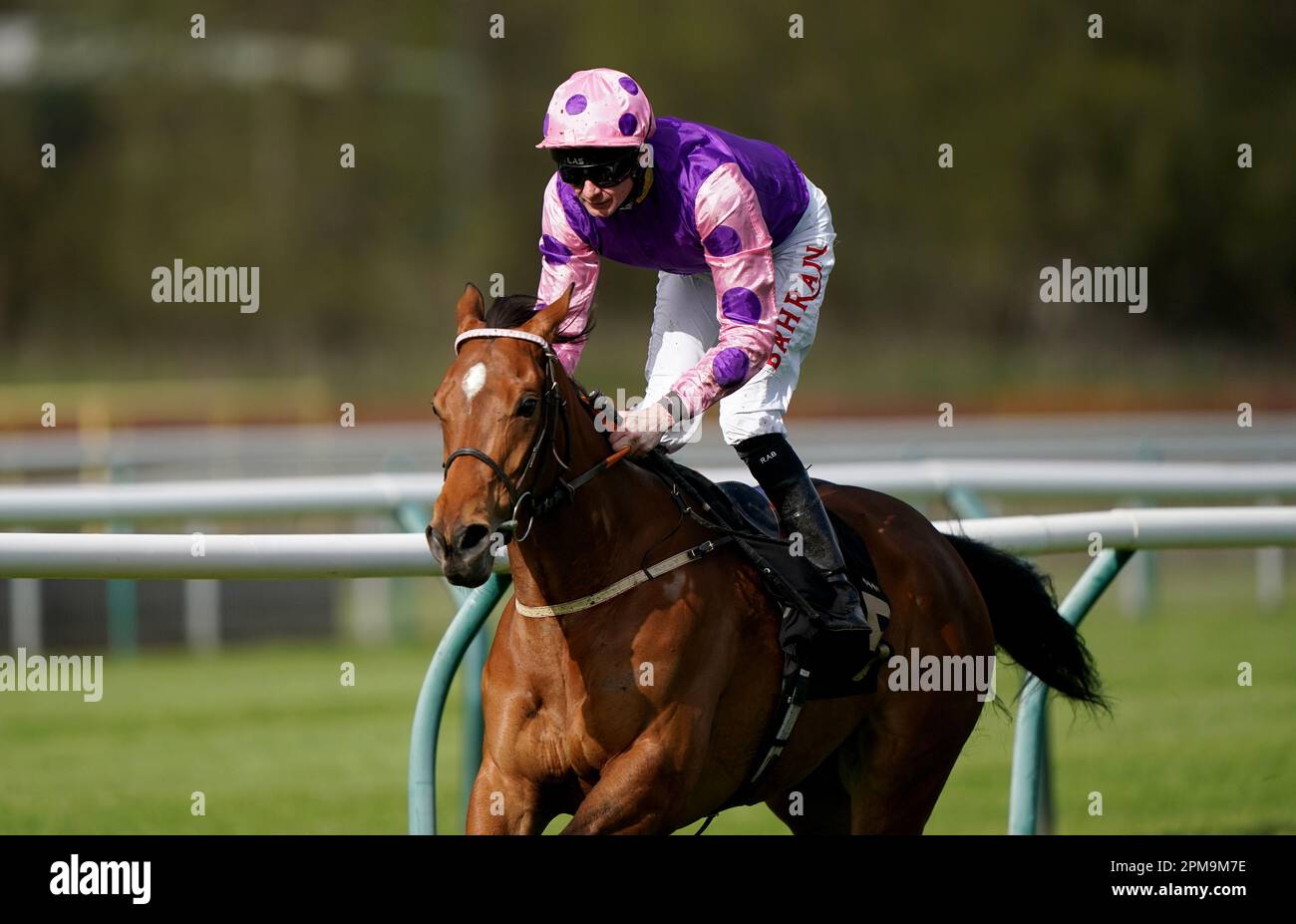 Jockey robert havlin nottingham racecourse hi-res stock photography and ...