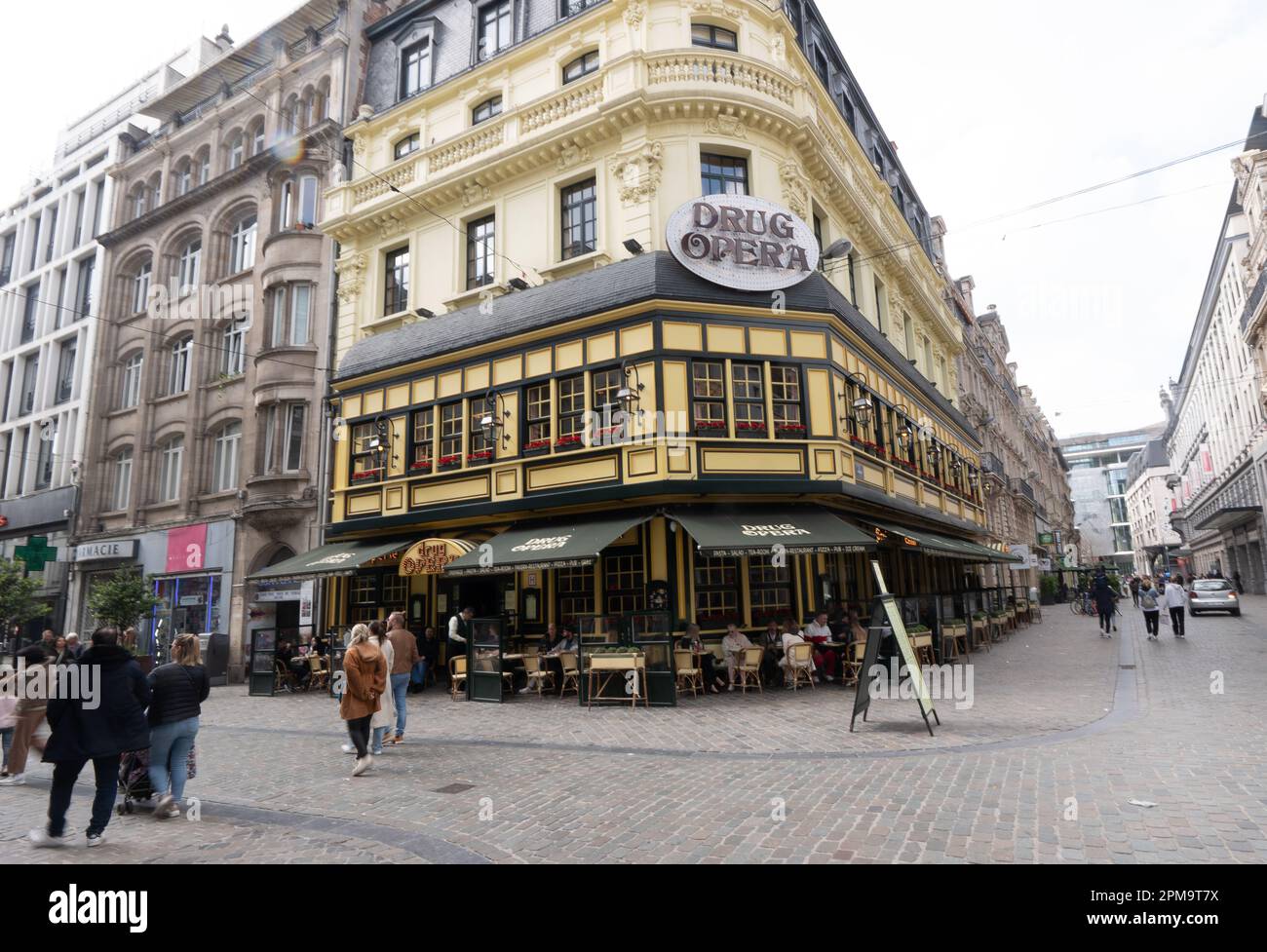 Restaurant Brussels Drug Opera Grétry street just off The Grand Place ...