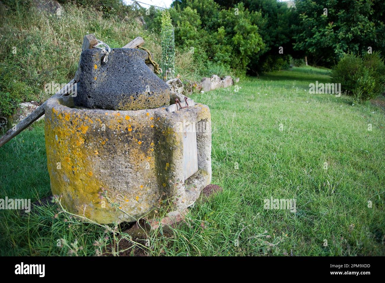 Medieval millstone hi-res stock photography and images - Alamy