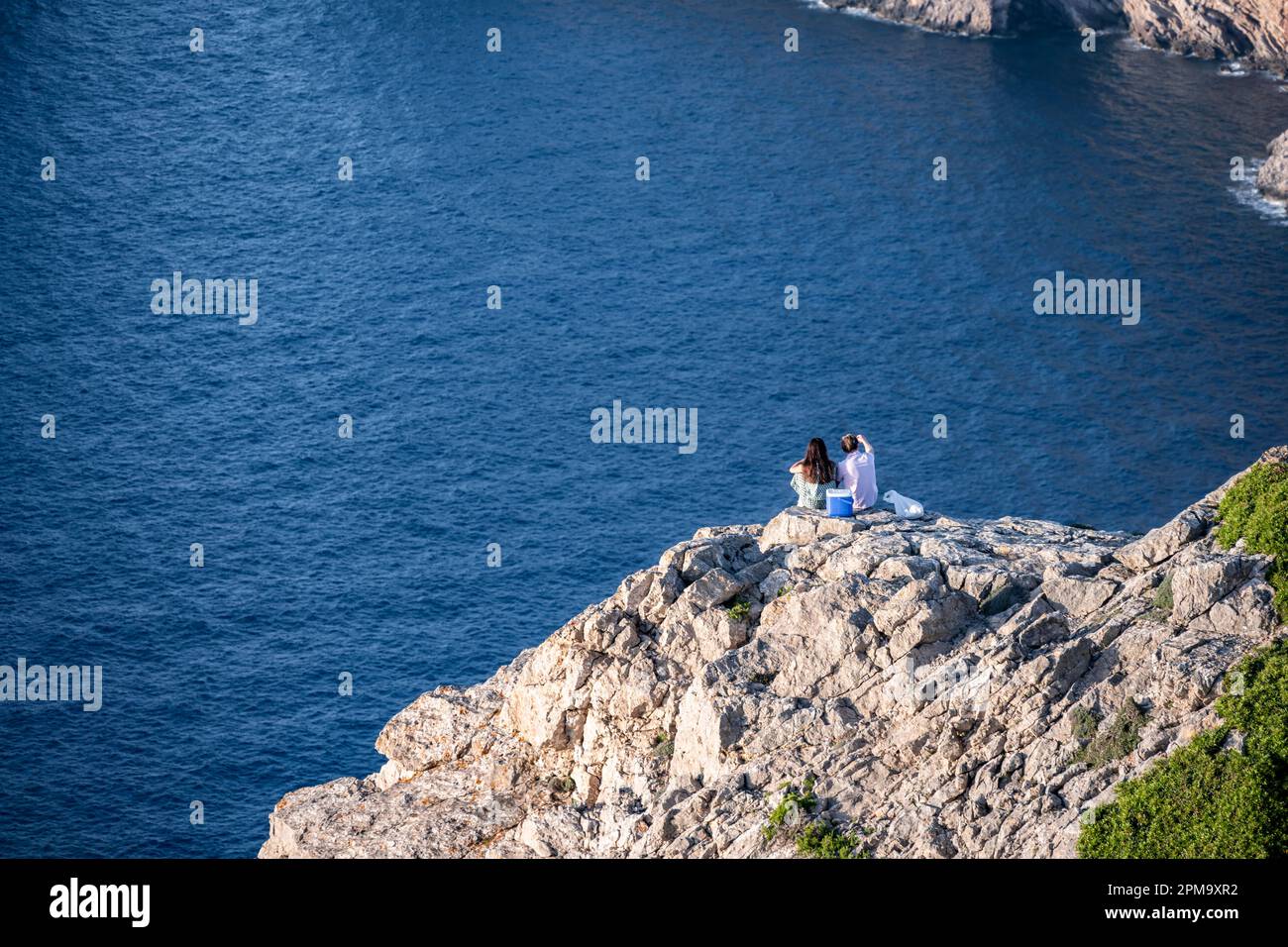 Picnic area on cliff hi-res stock photography and images - Alamy