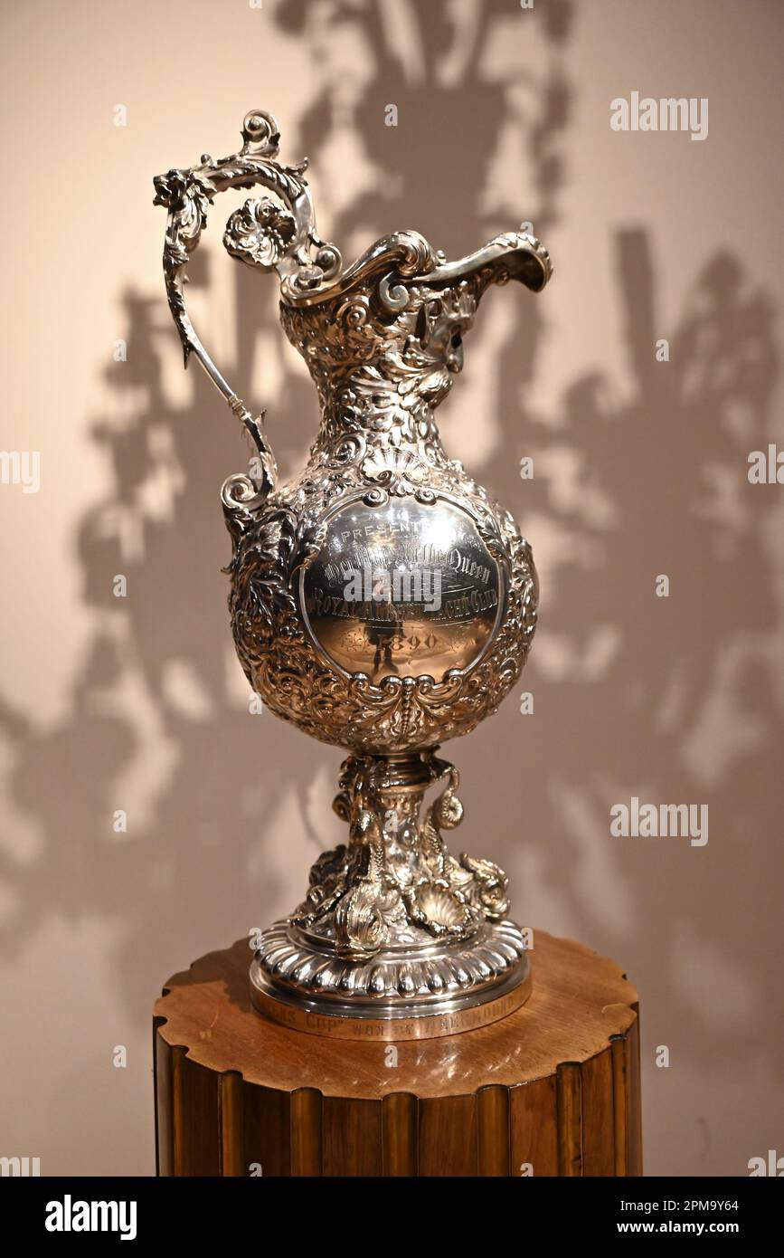 Christie's is collaborating with the renowened designers and event ...