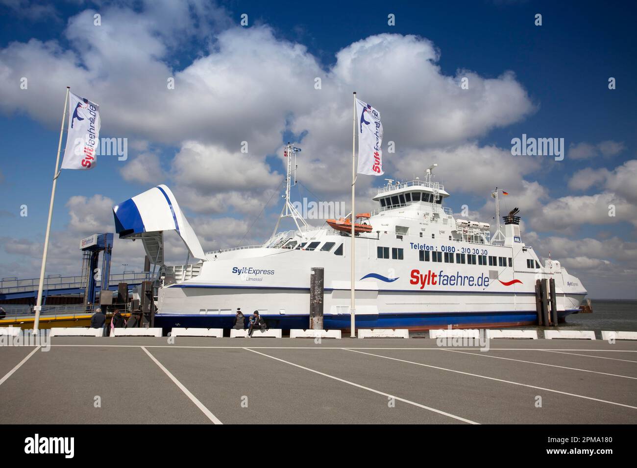Car ferry from the island of Roemoe Denmark to, List auf Sylt, Jutland ...