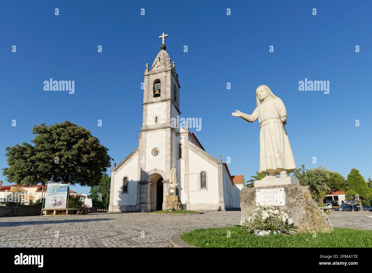 Statue of Jacinta, Shepherd Child, Igreja Paroquial de Fatima Church ...