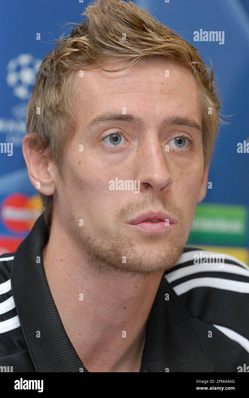 Peter Crouch, Champions League Press Conference, Stamford Bridge ... Peter Crouch, Champions League Press Conference, Stamford Bridge ...