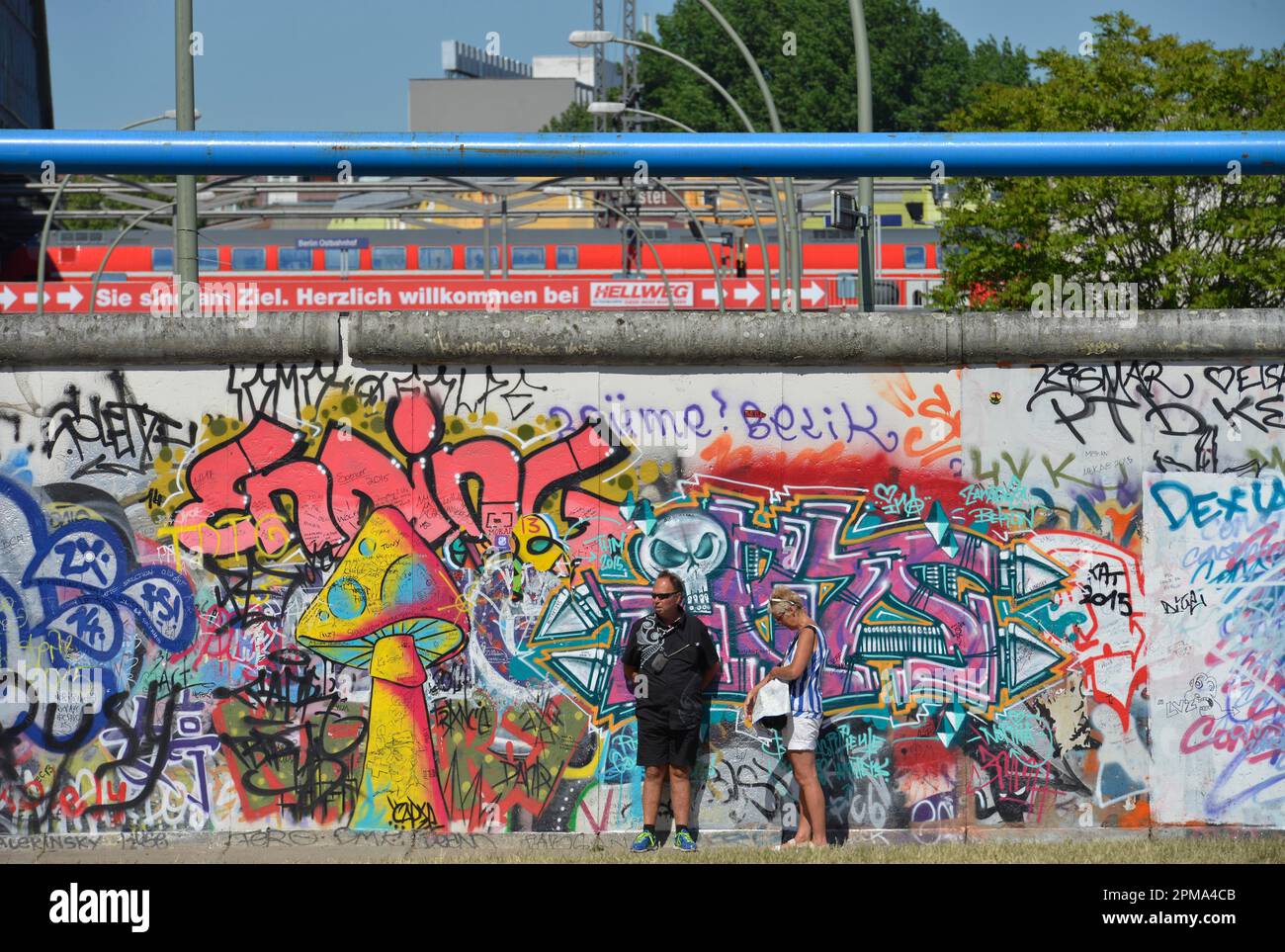 Backside, East Side Gallery, Muehlenstrasse, Friedrichshain, Berlin ...