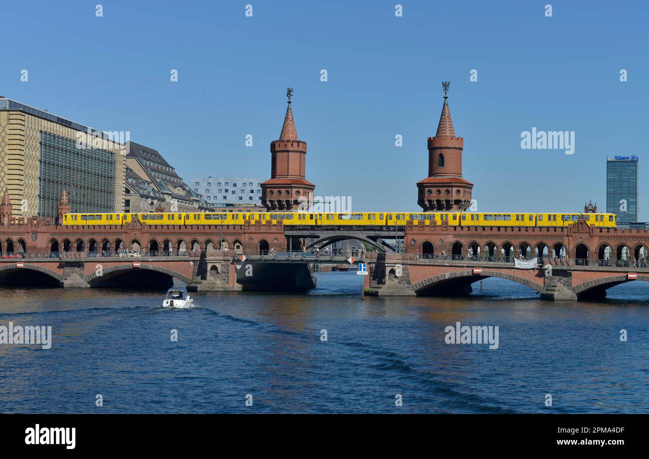 Oberbaum Bridge, Friedrichshain, Berlin, Germany Stock Photo - Alamy