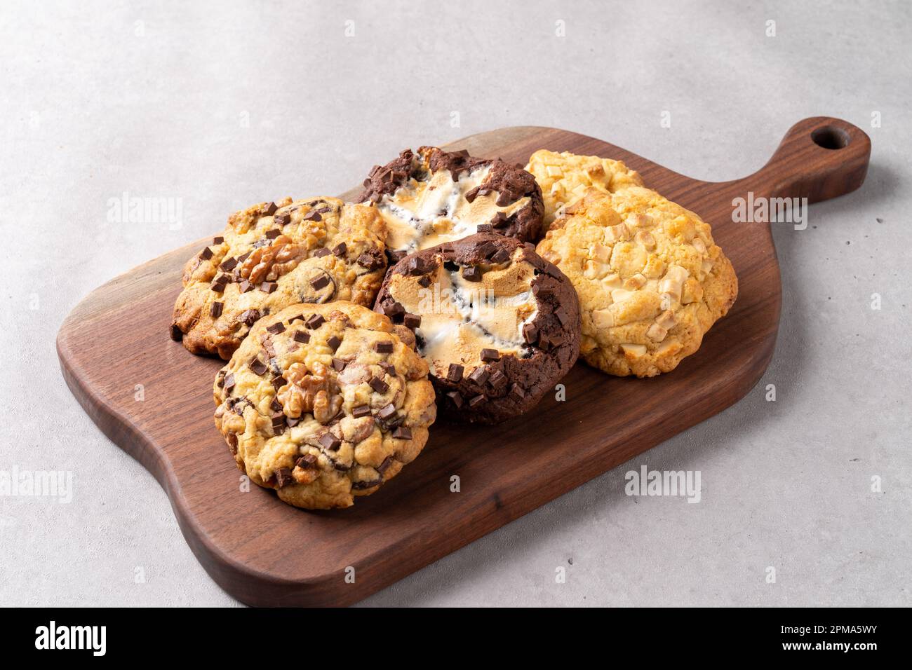 Levin smores white macadamia hi-res stock photography and images - Alamy