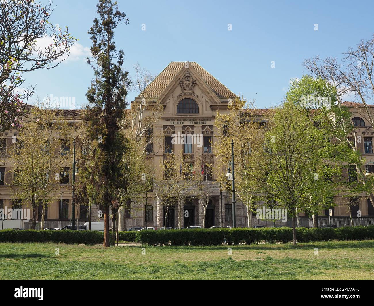 Istituto elettrotecnico nazionale galileo ferraris torino hi-res stock ...