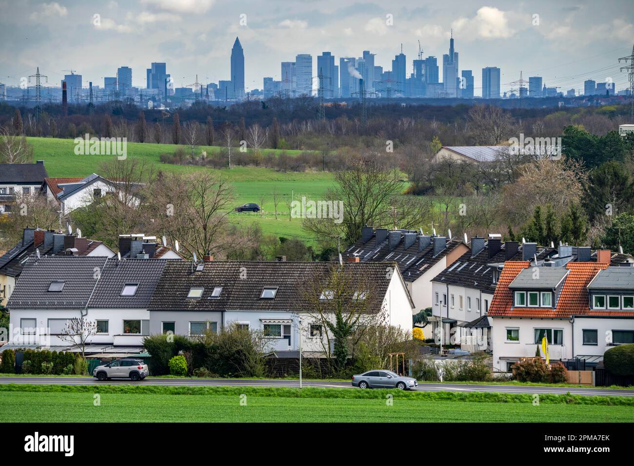 View from the village of Weilbach, a district of Flörsheim am Main in ...