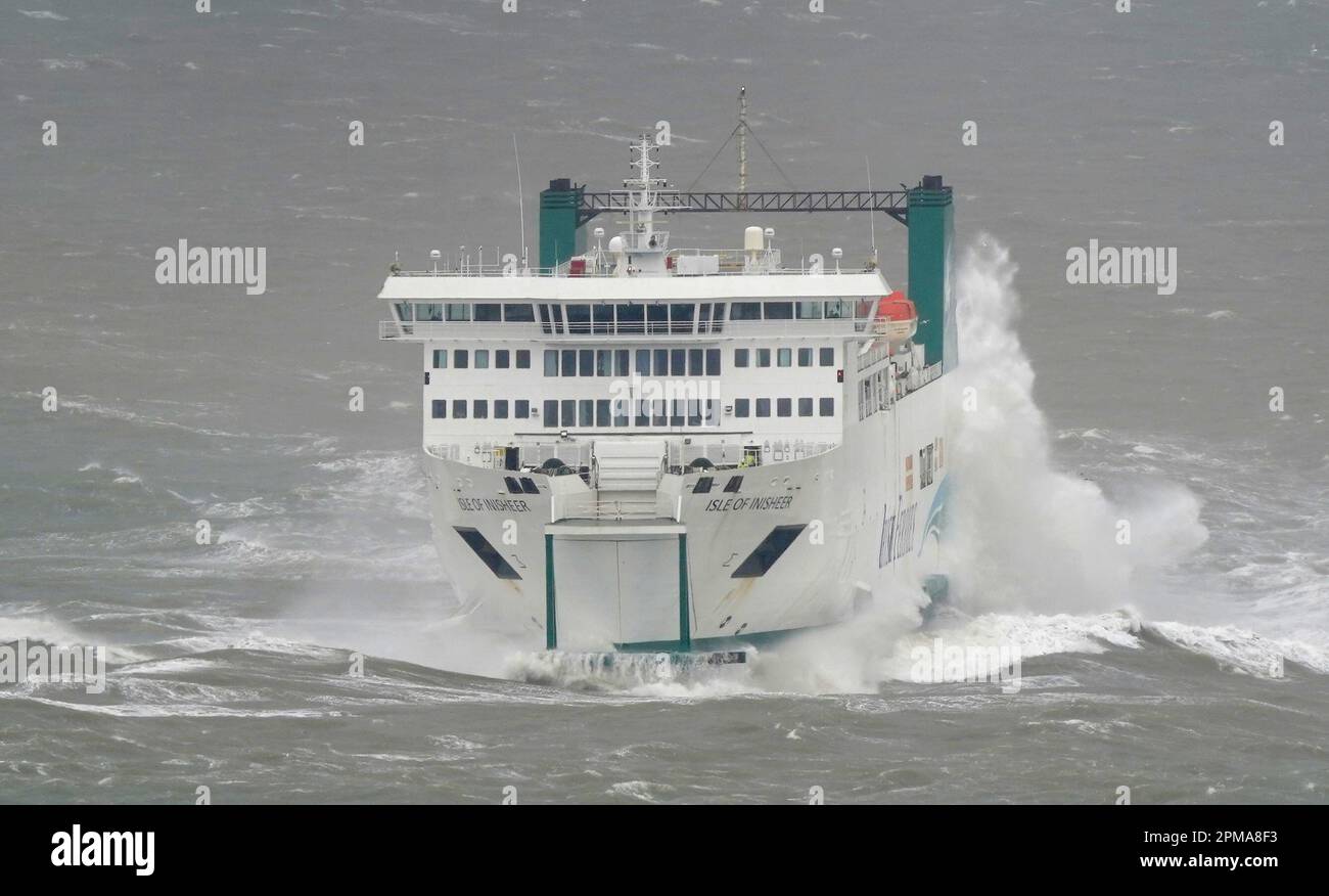 The Irish Ferries Isle of Inisheer ferry battles against strong winds ...