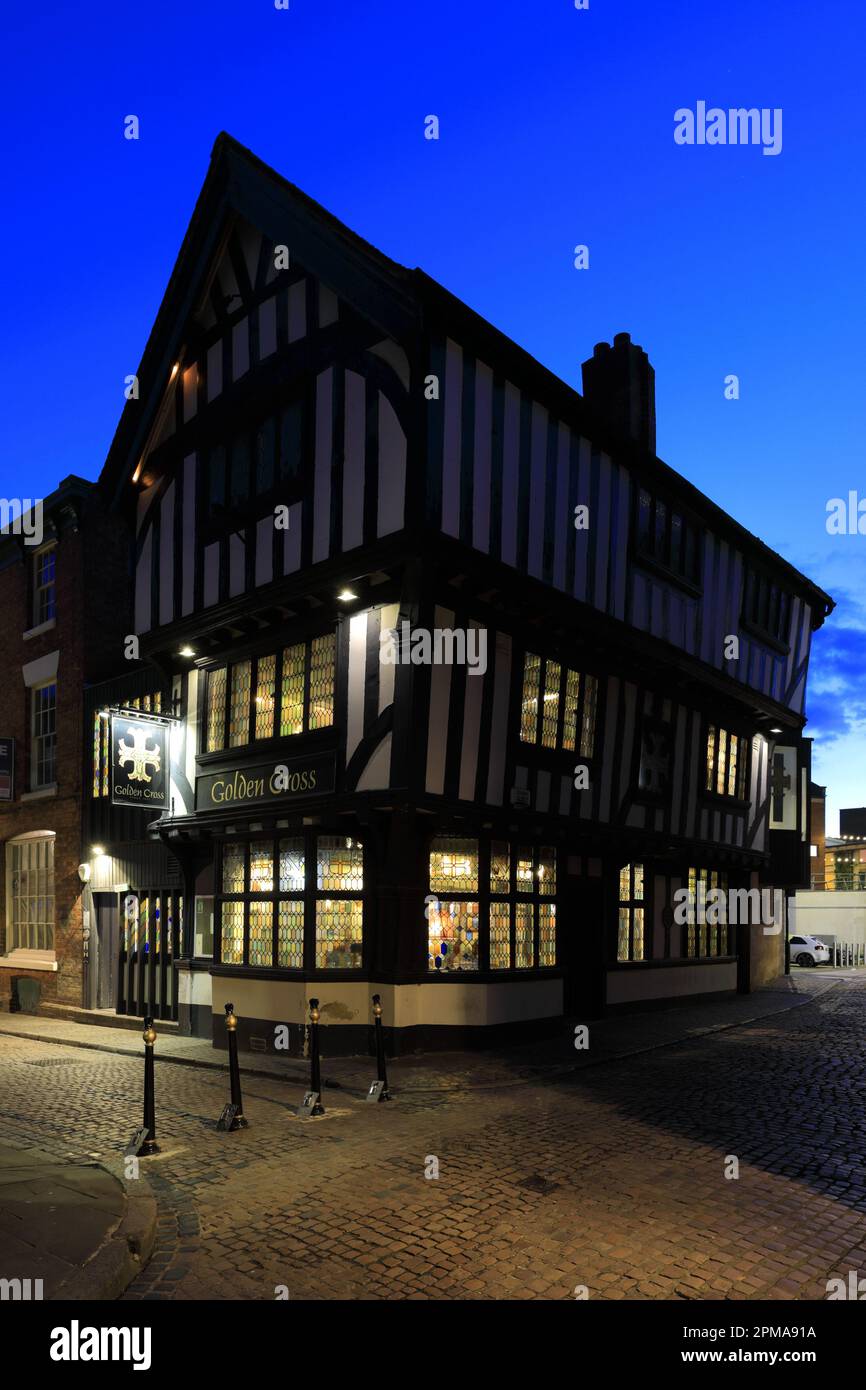 The Golden Cross Inn, Coventry city centre, West Midlands, Warwickshire ...