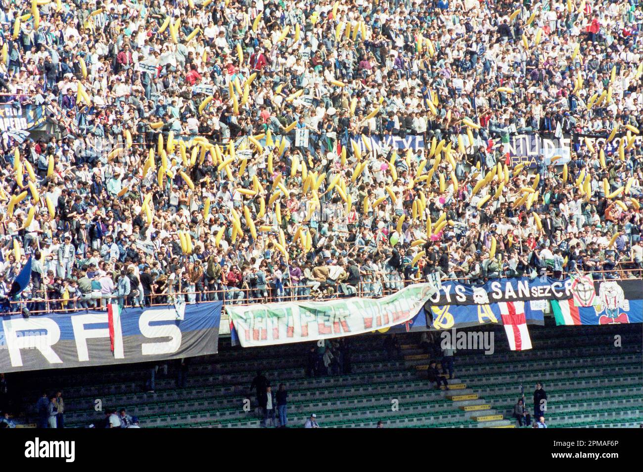 Inter milan 1988 hi-res stock photography and images - Alamy