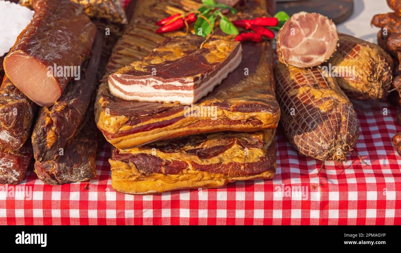 Farmers bacon hi-res stock photography and images - Alamy