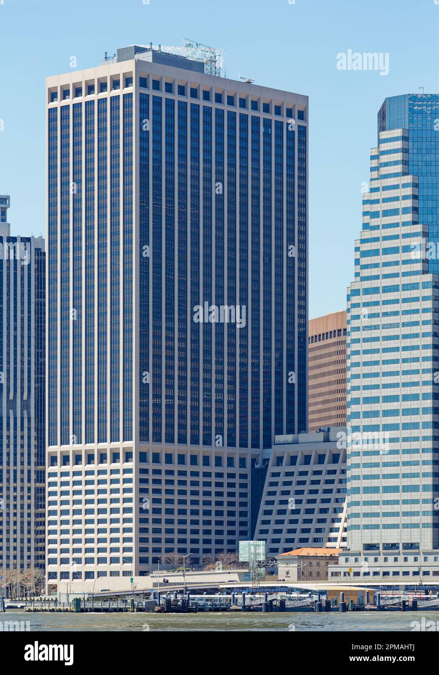 55 Water Street’s distinctive pair: The low, north building, in south ...