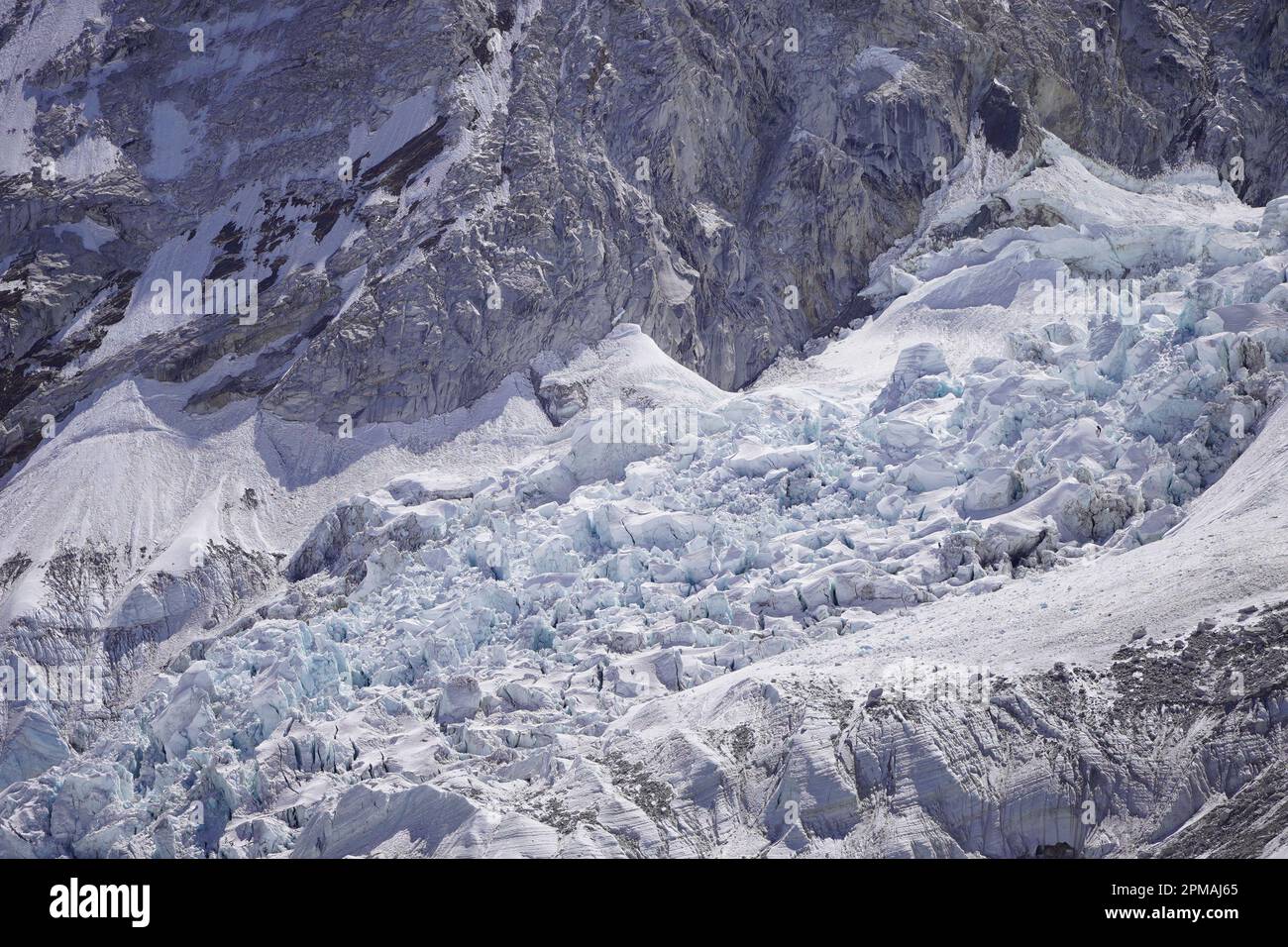 Khumbu icefall mount everest hi-res stock photography and images - Alamy