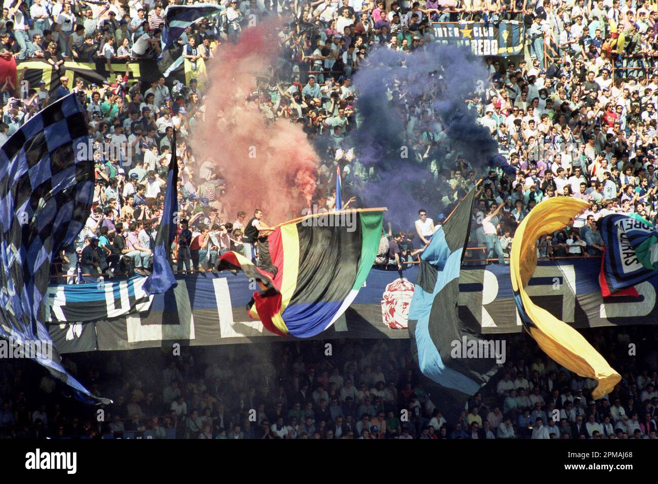 Ultras lecce hi-res stock photography and images - Alamy