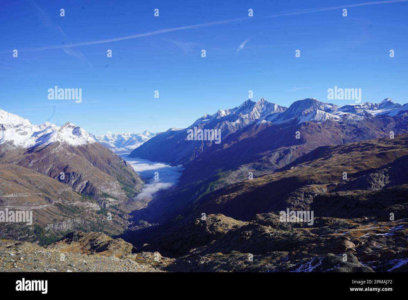 Cold warter hi-res stock photography and images - Alamy