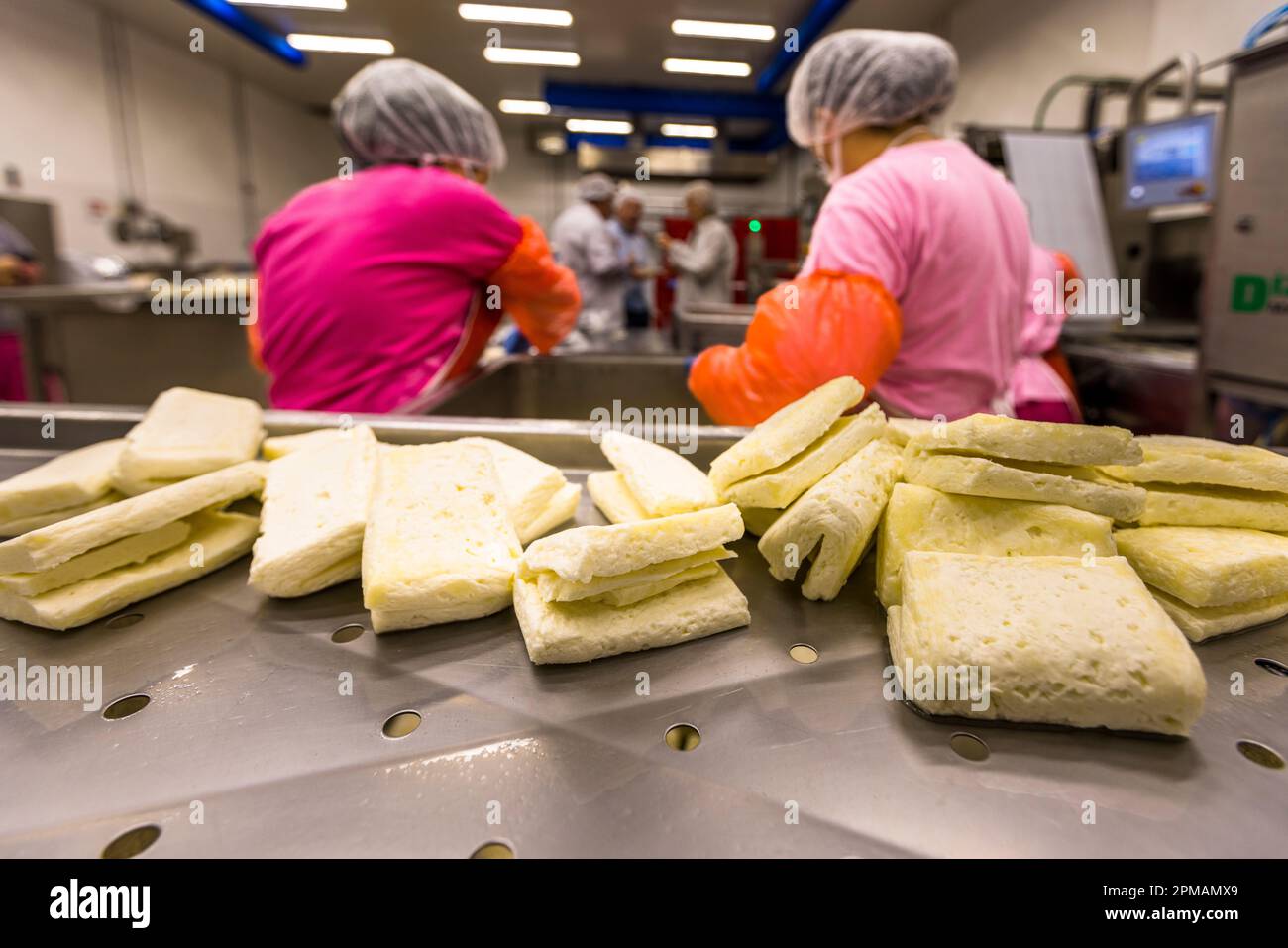 Lefkosa cheese hi-res stock photography and images - Alamy