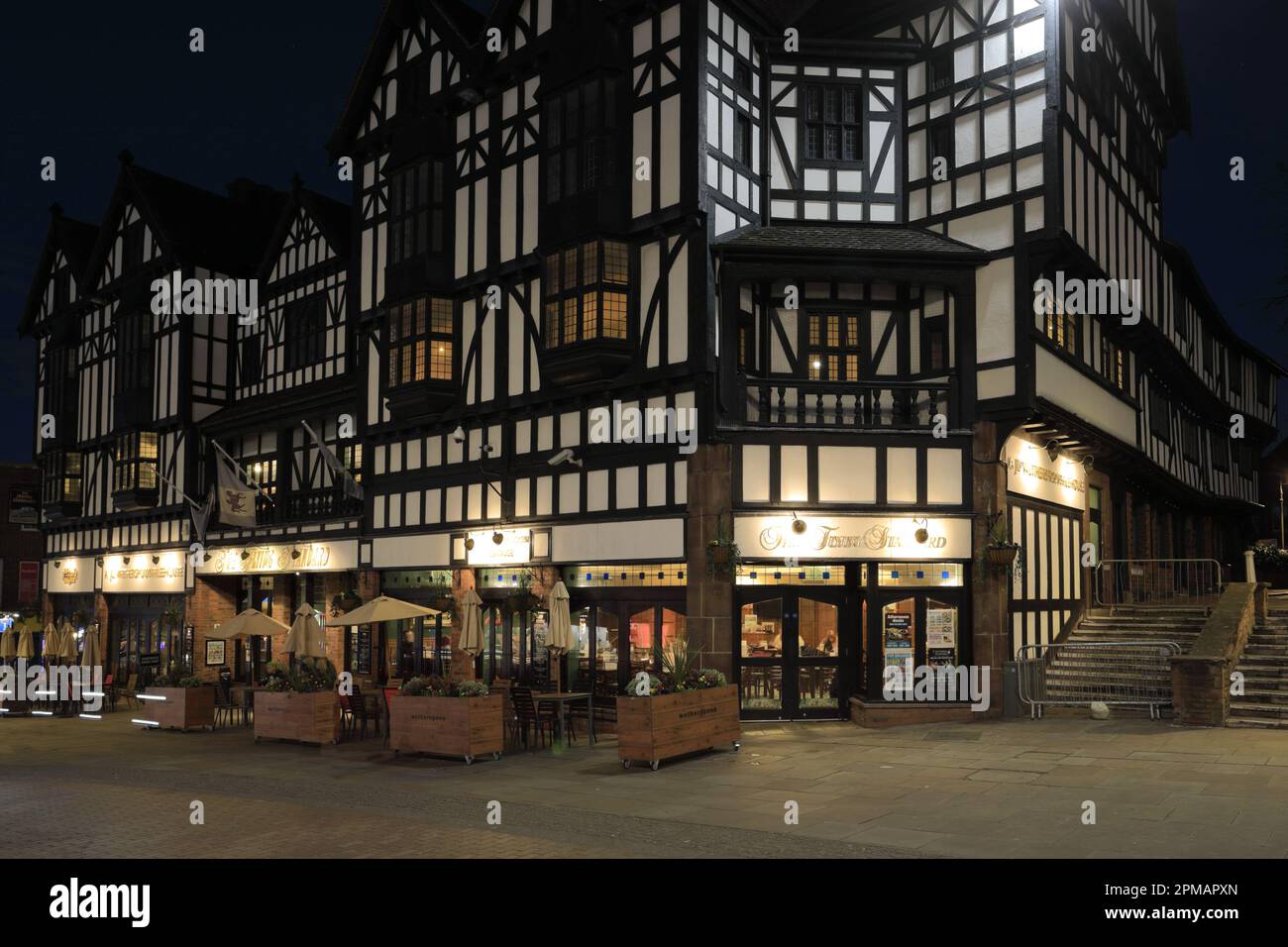 The Flying Standard Weatherspoons pub, Coventry city centre, West ...
