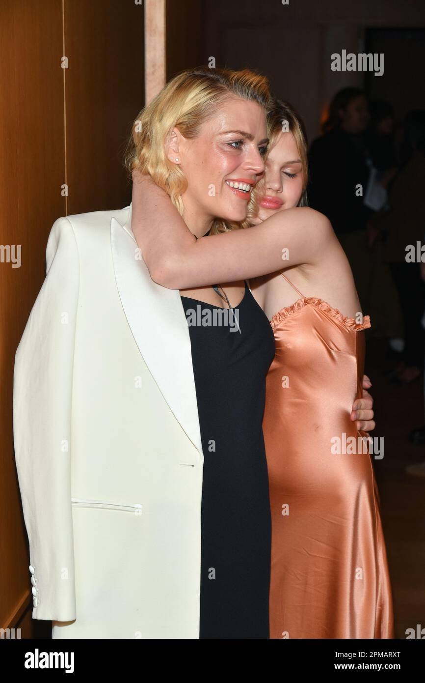 (L-R) Busy Philipps and Birdie Silverstein Stock Photo - Alamy