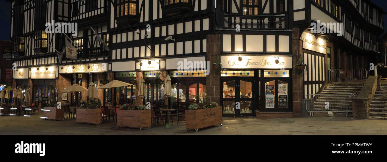 The Flying Standard Weatherspoons pub, Coventry city centre, West ...