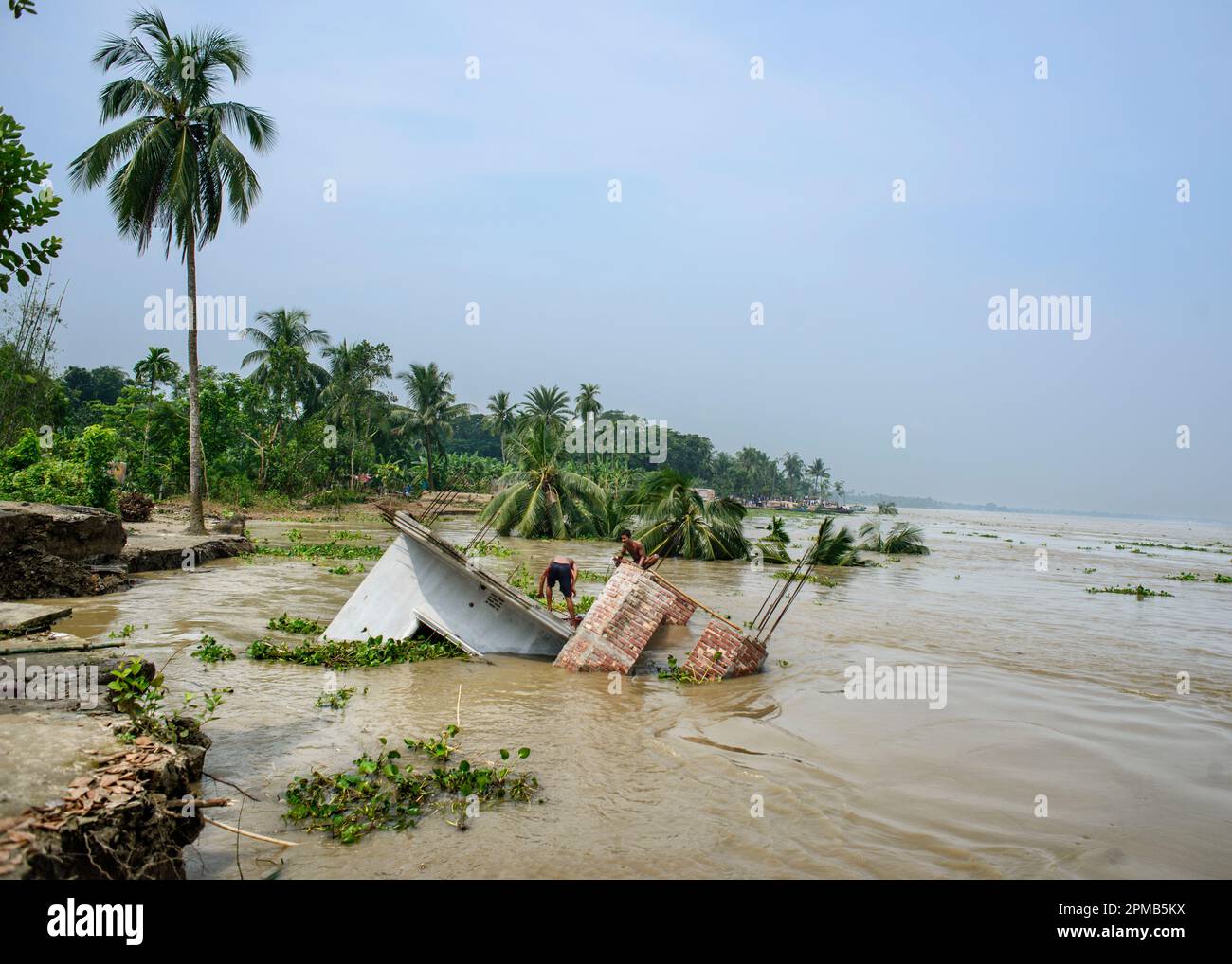 River erosion hi-res stock photography and images - Alamy