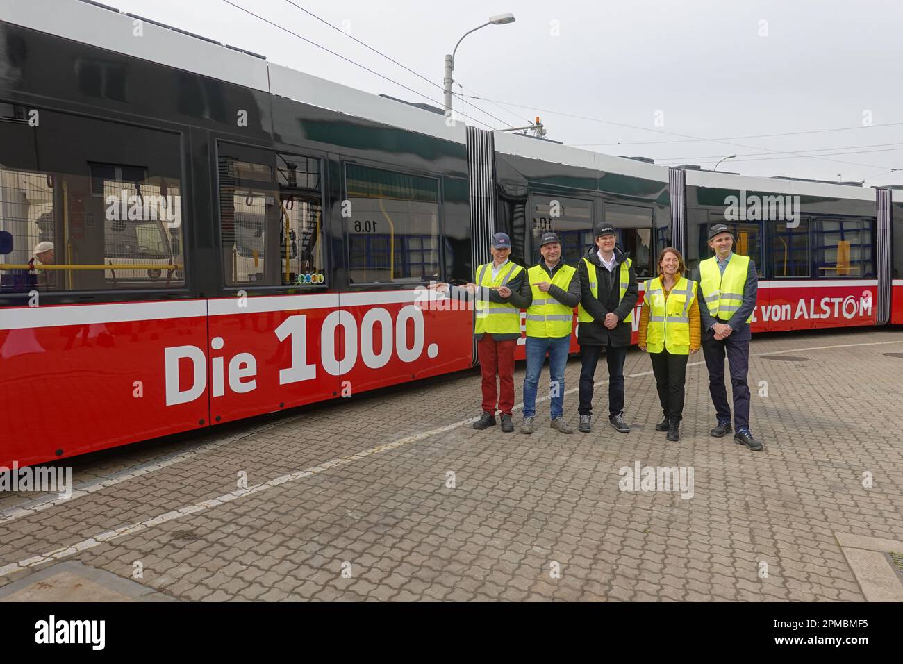 Wien, Alstom, Präsentation der 1000. Straßenbahn von Alstom (früher ...
