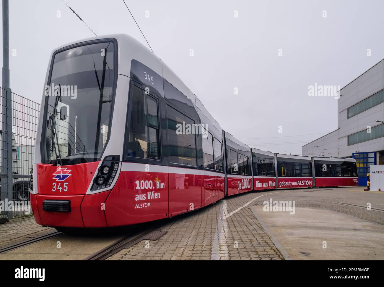 Wien, Alstom, Präsentation der 1000. Straßenbahn von Alstom (früher ...