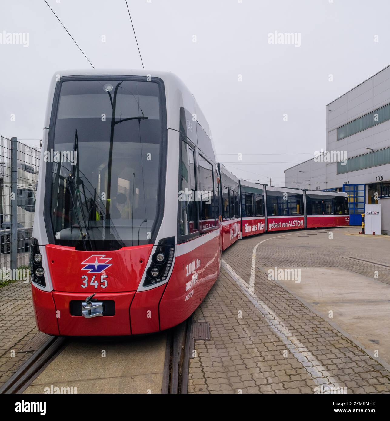 Wien, Alstom, Präsentation der 1000. Straßenbahn von Alstom (früher ...