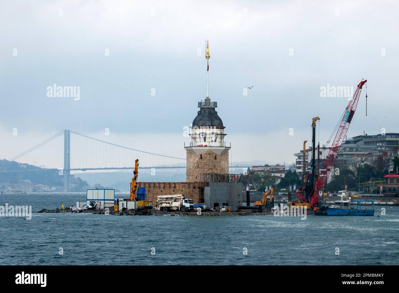 Uskudar, Istanbul, Turkey. 12th Apr, 2023. Maiden's Tower, in the ...