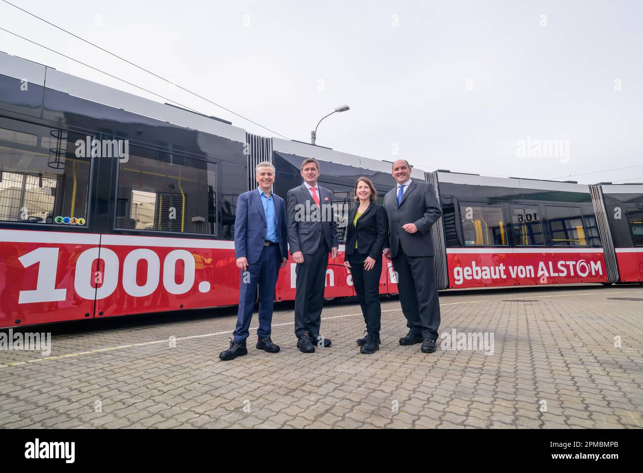 Wien, Alstom, Präsentation der 1000. Straßenbahn von Alstom (früher ...