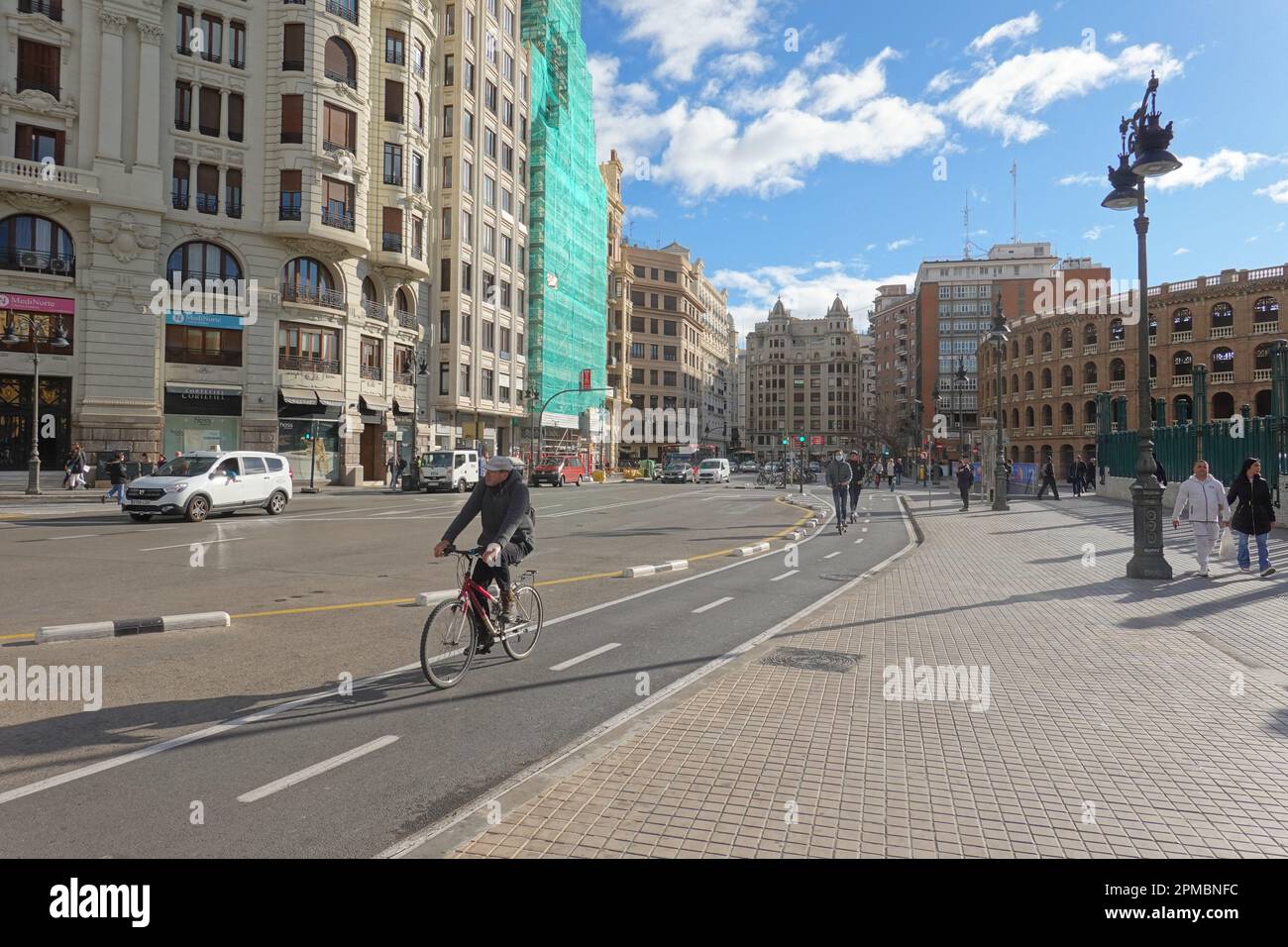 Valencia rebuilding hi-res stock photography and images - Alamy