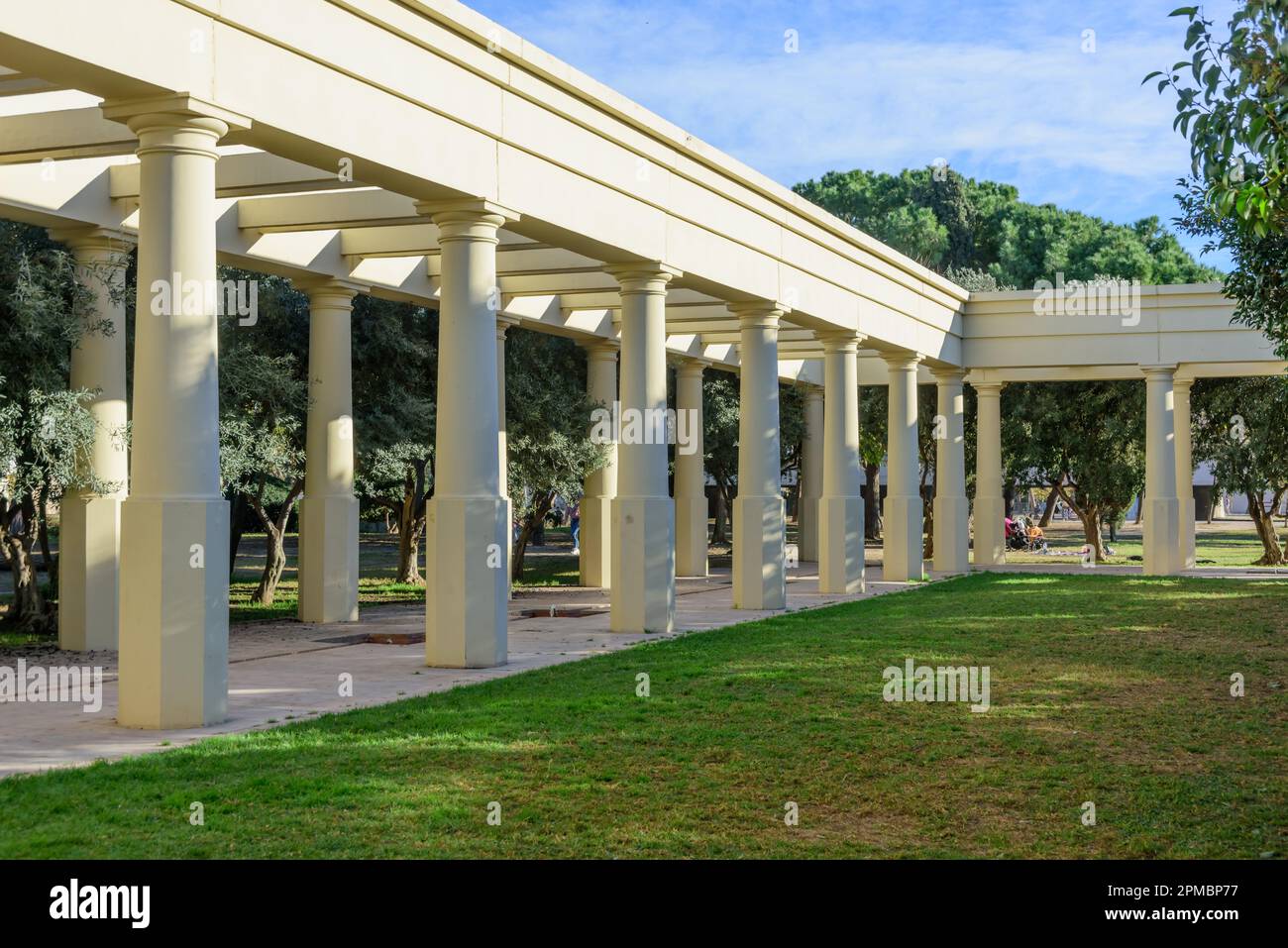 Valencia, Turia-Park, Gestaltung von Ricardo Bofill // Valencia, Turia ...