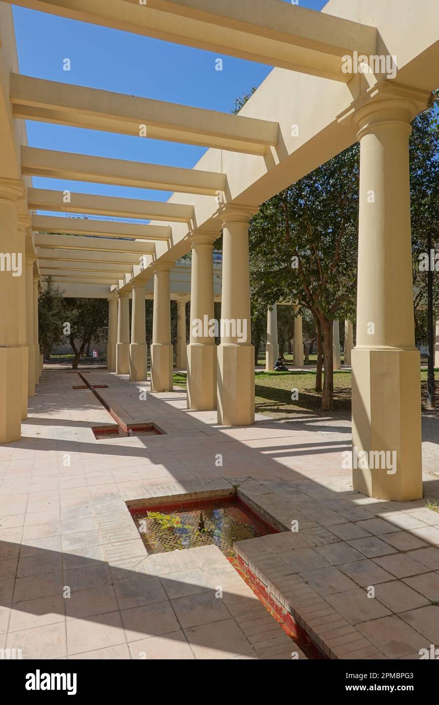 Valencia, Turia-Park, Gestaltung von Ricardo Bofill // Valencia, Turia ...