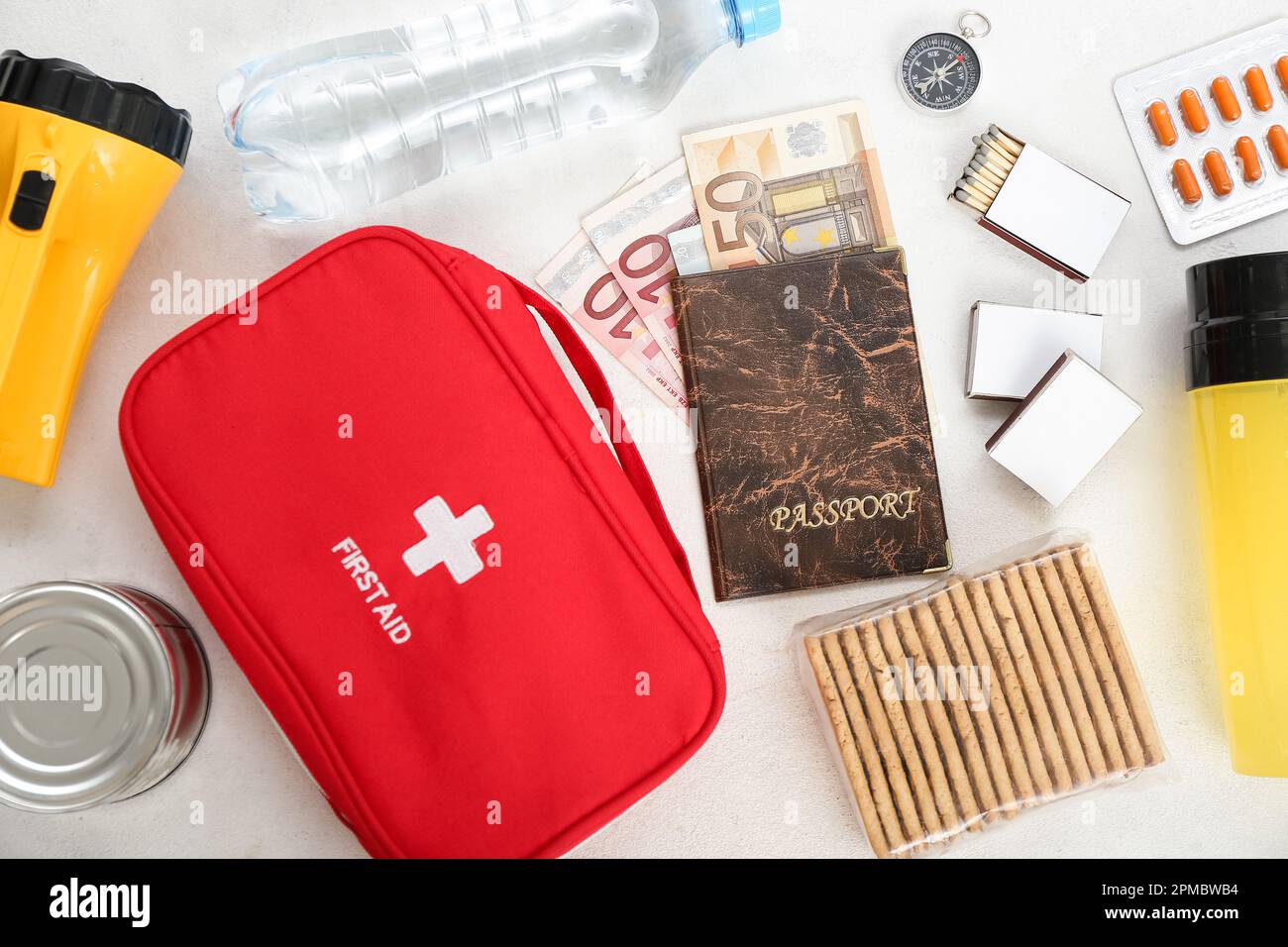 Packing emergency kit hi-res stock photography and images - Alamy