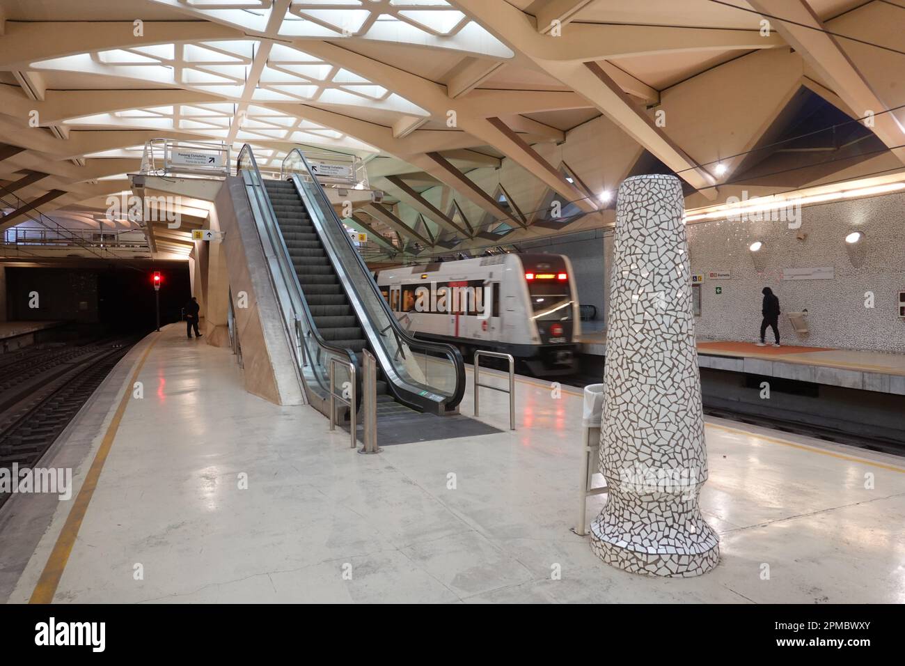 Spanien, Valencia, U-Bahn-Station Alameda von Santiago Calatrava, 1995 ...