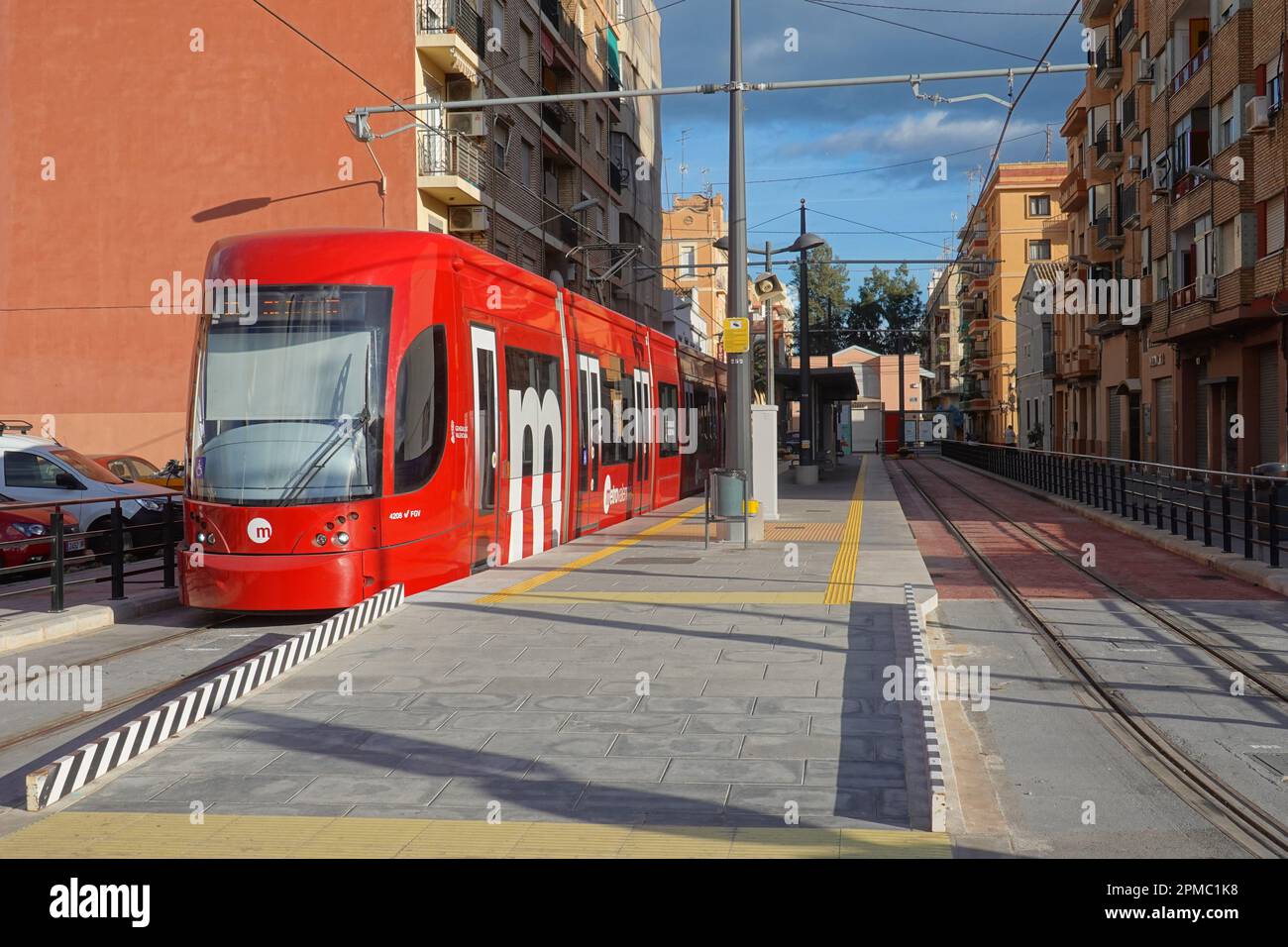 Spanien, Valencia, Straßenbahnlinie 10, Bombardier Flexity Outlook ...