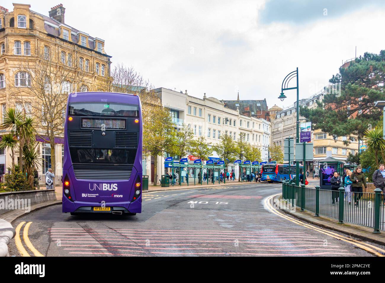 Bus stops in bournemouth hi-res stock photography and images - Alamy