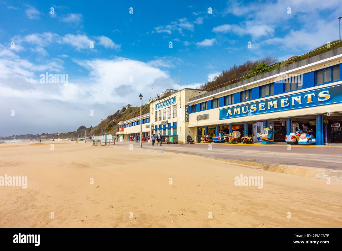 An amusement arcade situated alongside Bournemouth Beach in Dorset, UK ...