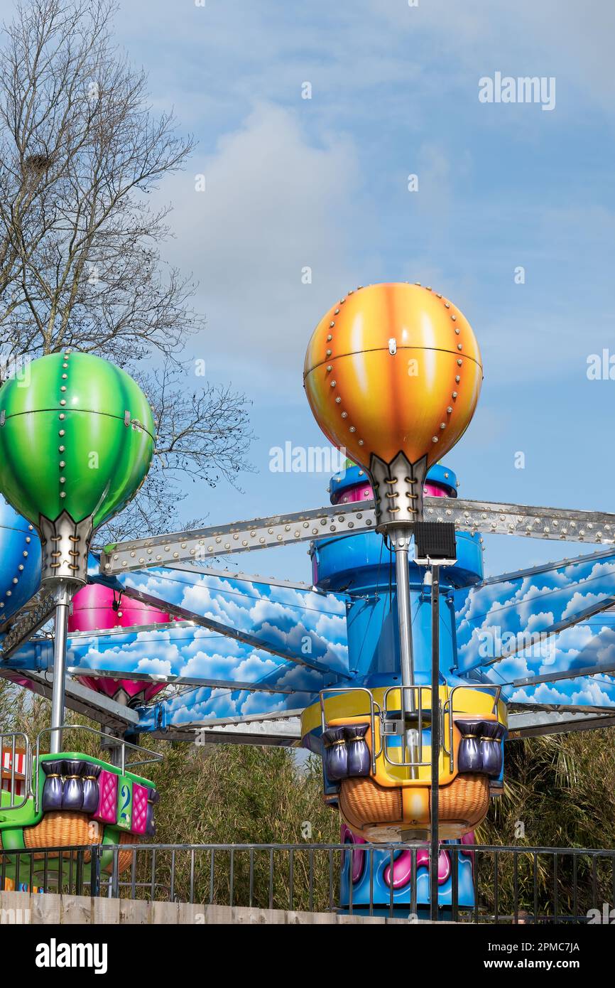 Modern fairground rides hi-res stock photography and images - Alamy