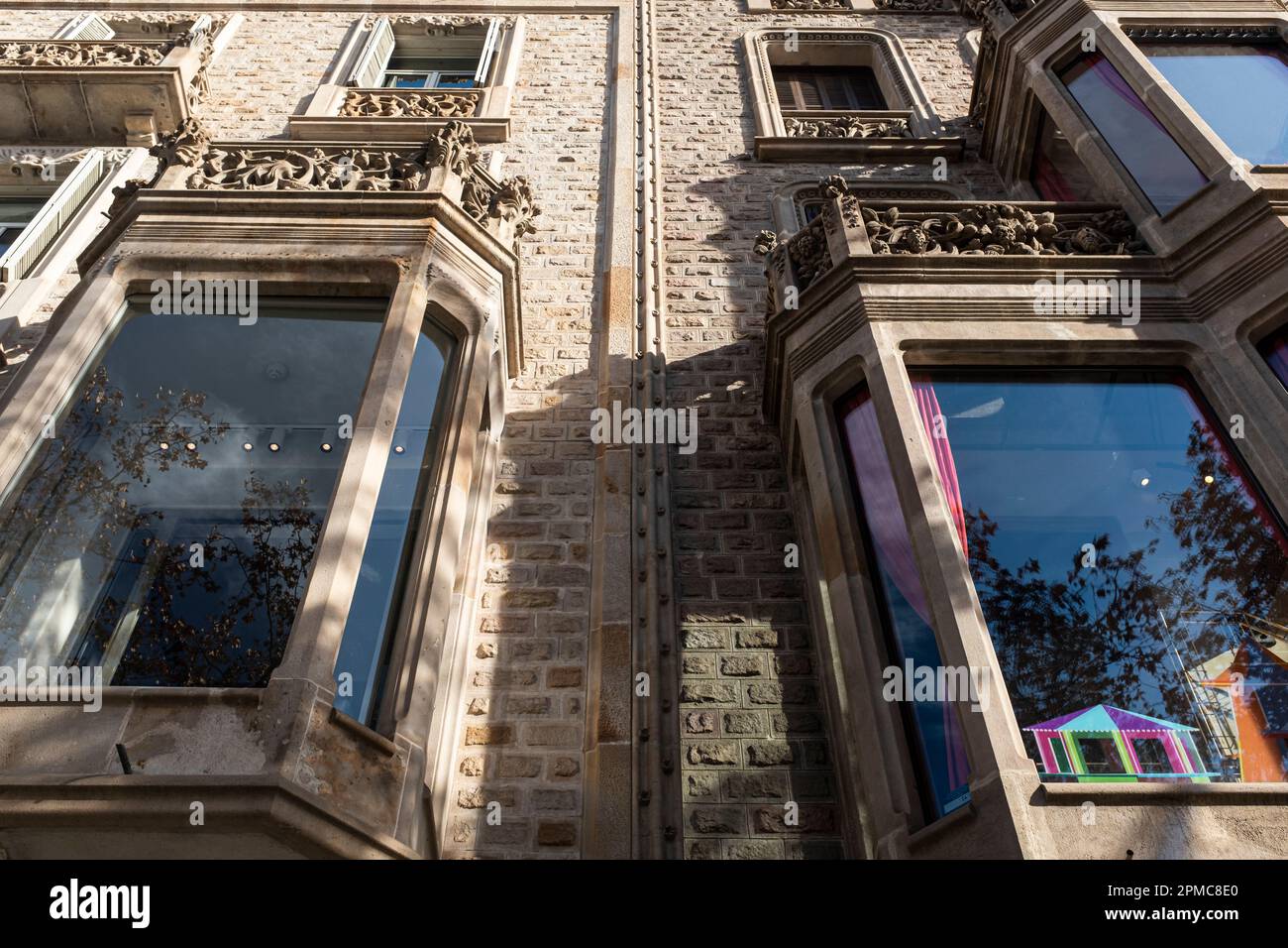 Modernist window in barcelona hi-res stock photography and images - Alamy