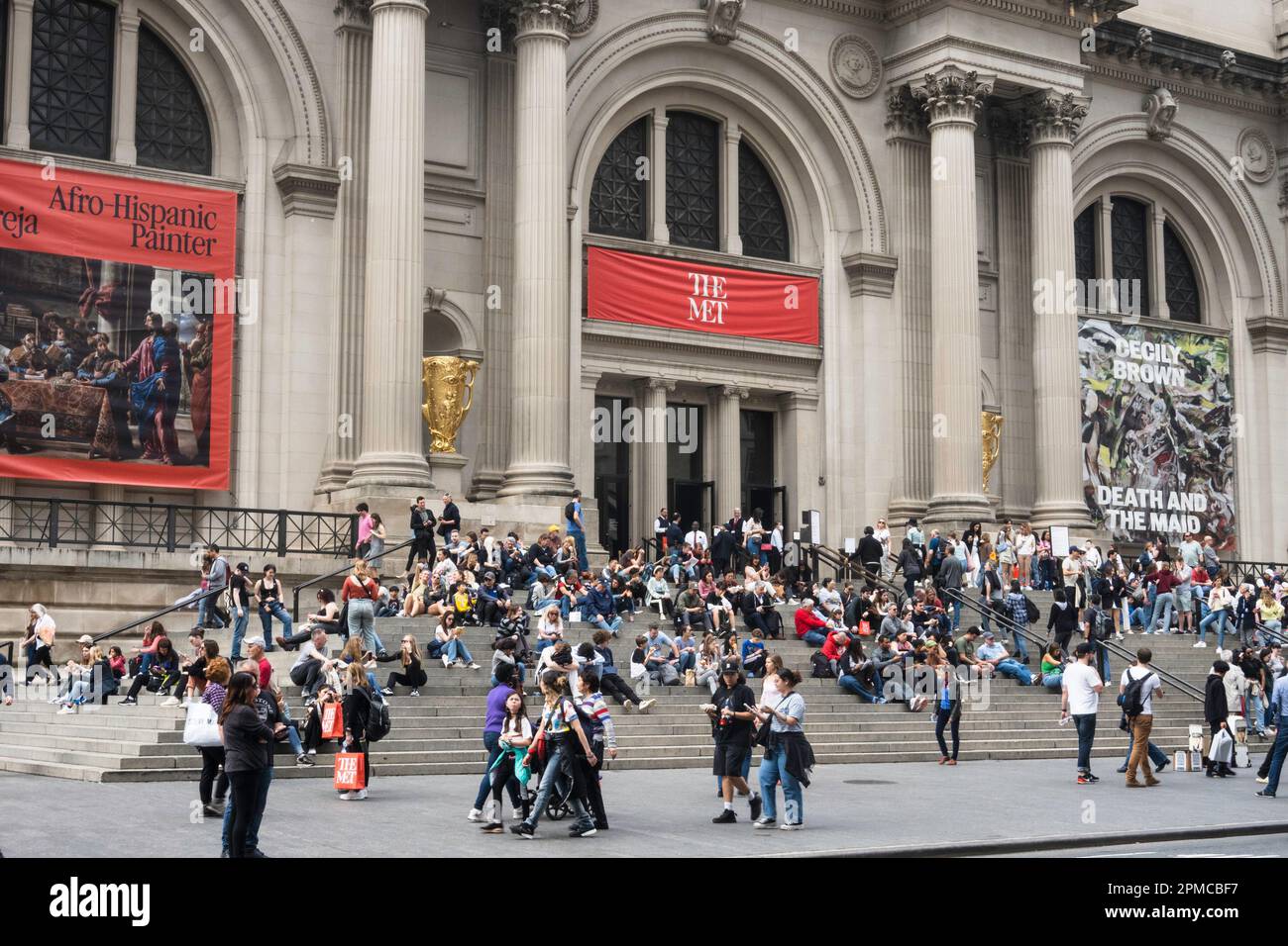 Large attendance crowds gather on the front steps of the Metropolitan ...