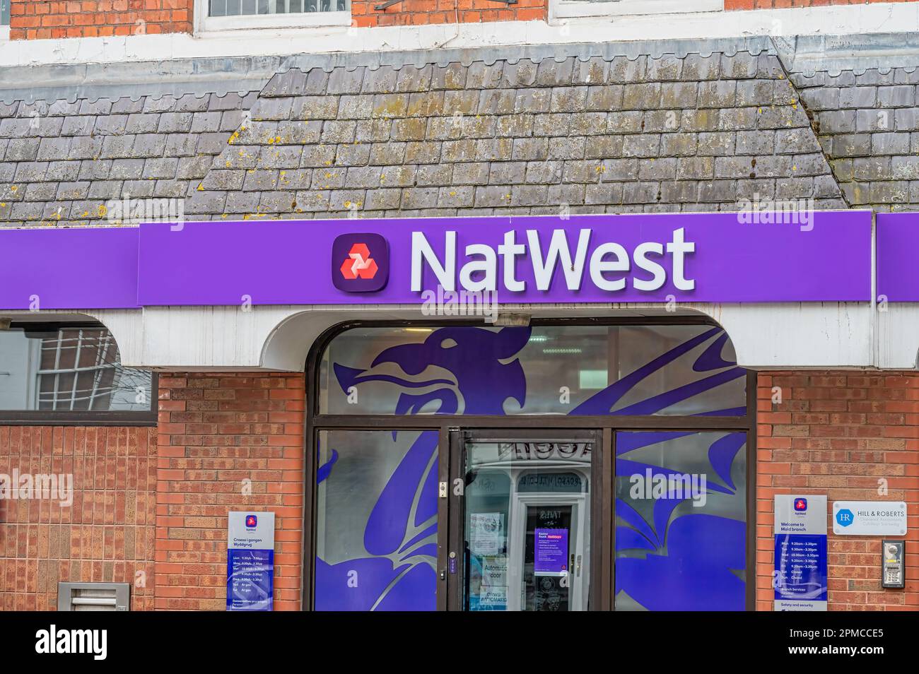 MOLD, WALES, UK, 9TH APRIL 2023: Front entrance to a Natwest Bank ...