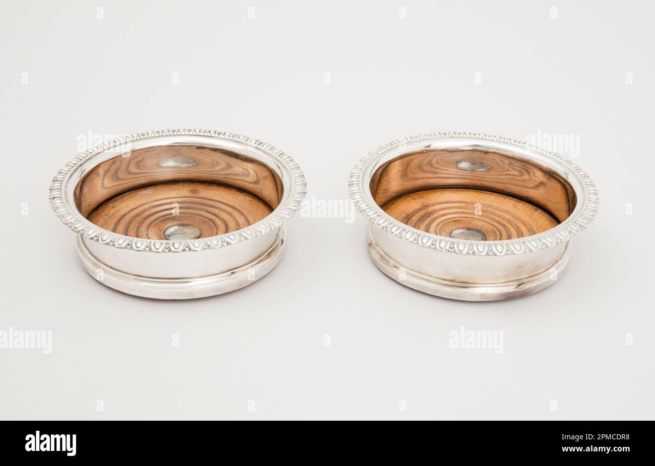 Silver coaster hi-res stock photography and images - Alamy