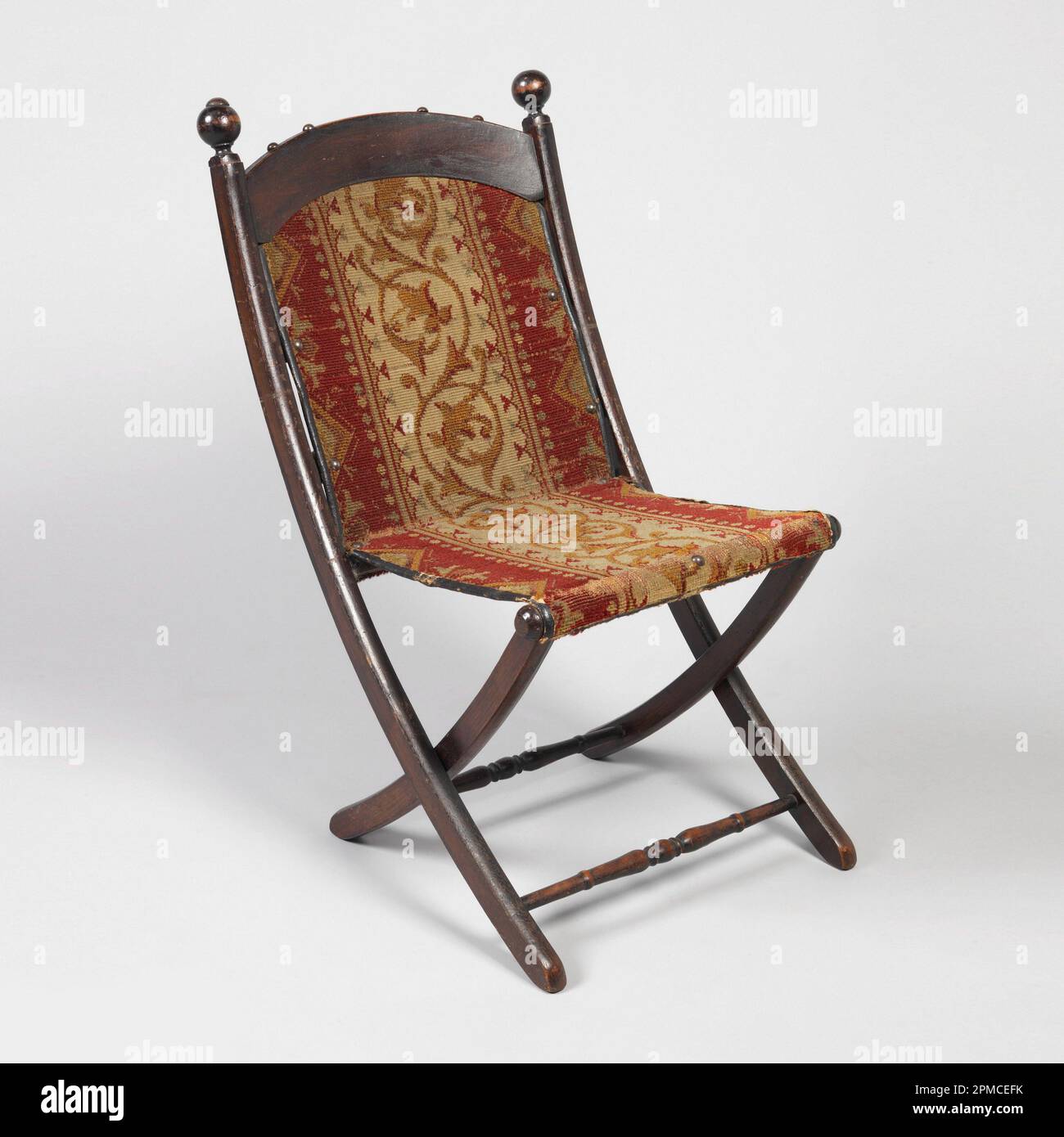 Tacks chair hi-res stock photography and images - Alamy