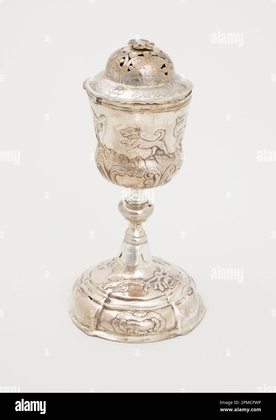Standing Cup And Cover; silver Stock Photo - Alamy