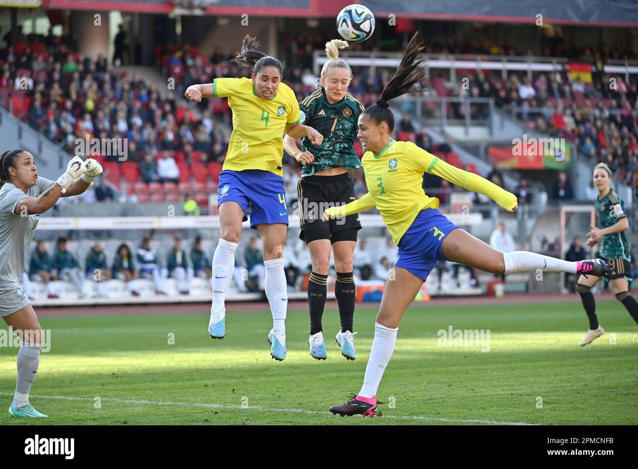 Nuremberg. 11th Apr, 2023. v.re:KATHELLEN (BRA), Lea SCHUELLER (GER ...