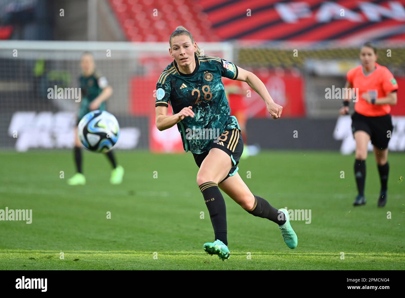Nuernberg. 11th Apr, 2023. Sarai LINDER (GER) action, single action ...
