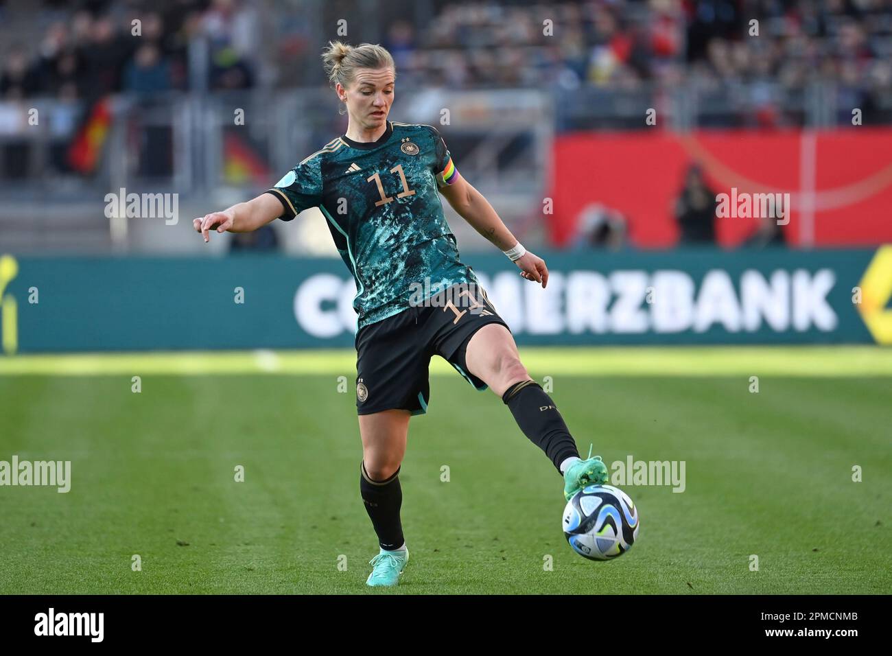 Nuernberg. 11th Apr, 2023. Alexandra POPP (GER), action, single action ...